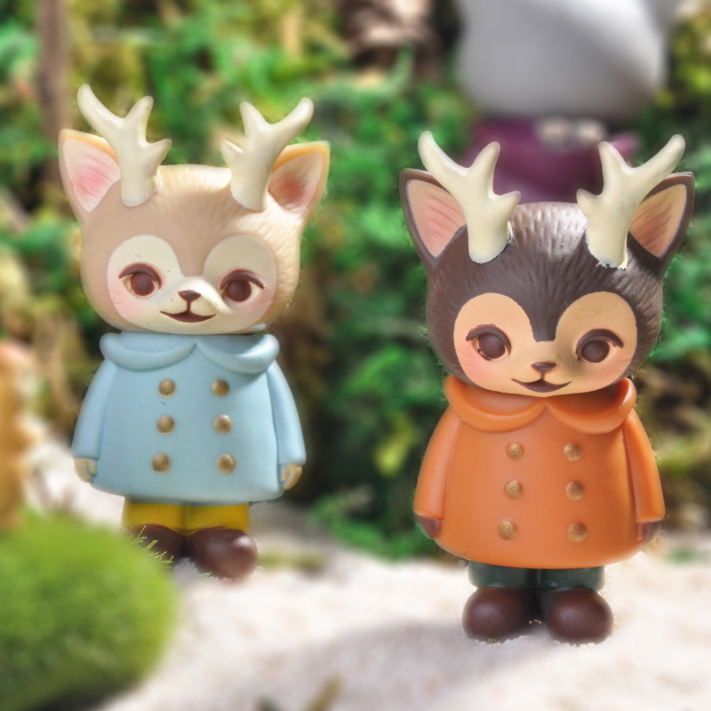 Morris sofubi the cat with antlers -navy blue - munimoro.gob.pe