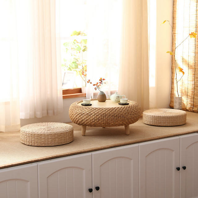 Round straw coffee table store