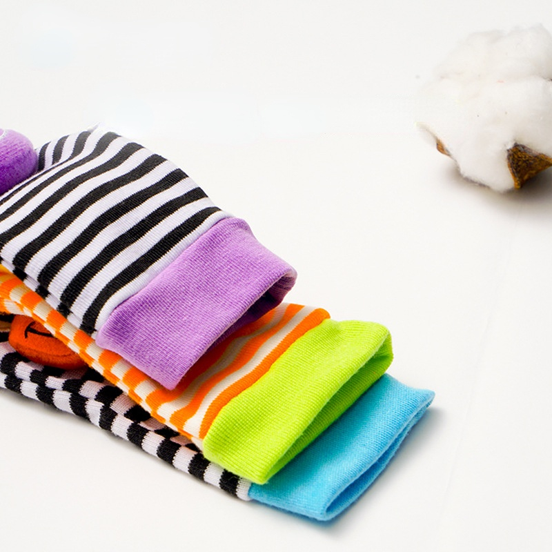 4 pièces Ensemble 4 - Chaussettes hochet en peluche avec dragonne pour ...