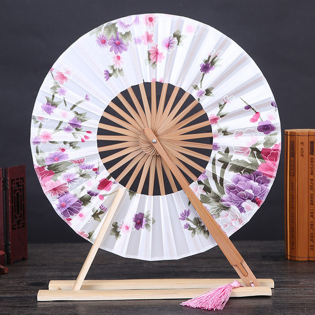 Round folding hand fans store