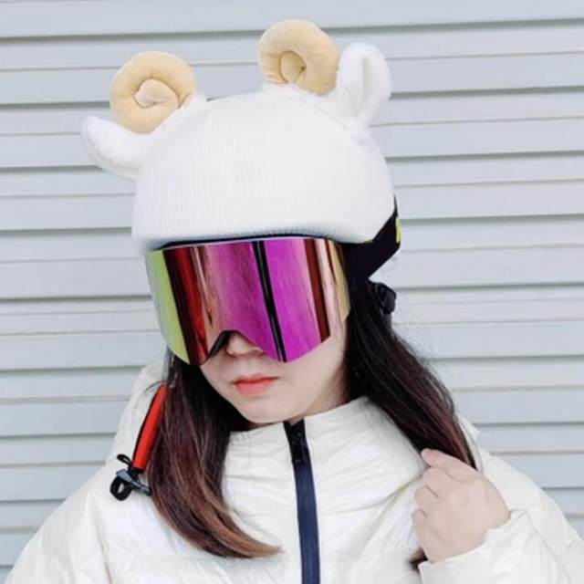Movie Accurate Weathered Helmet Evere White Helmet Snow Deluxe Full ...