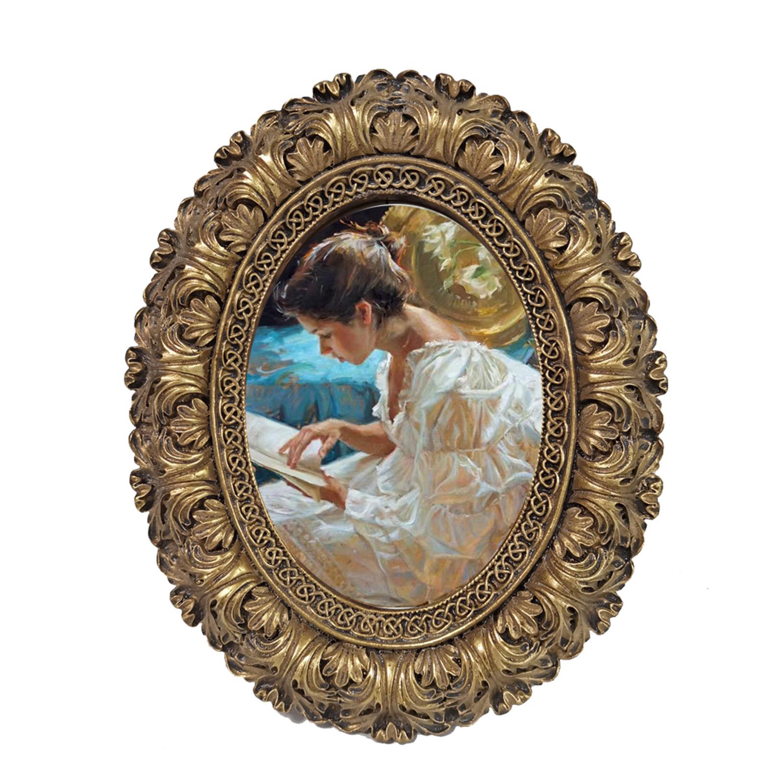 Decorative Oval Frame